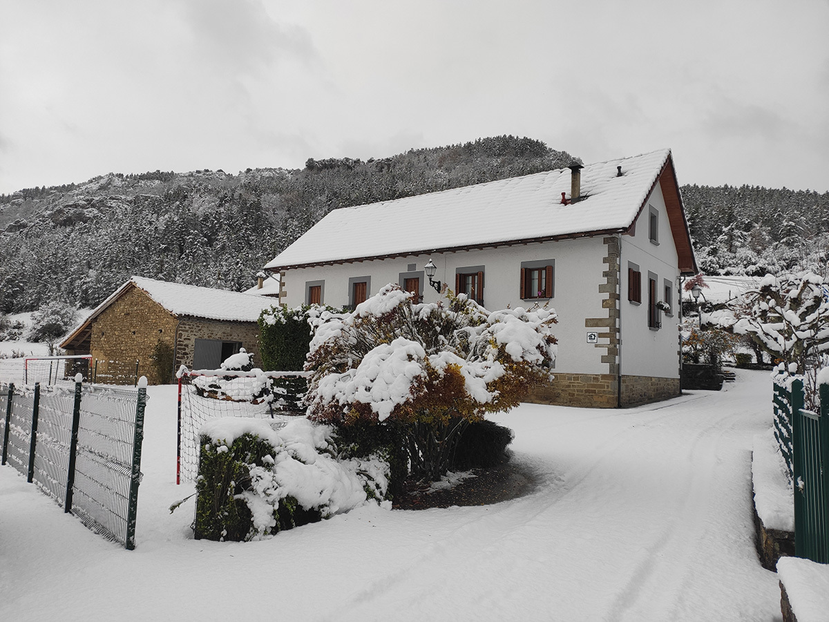 Casa rural Jauregui en el Pirineo Navarro